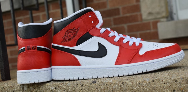 Custom Chicago Jordan 1 | Etsy