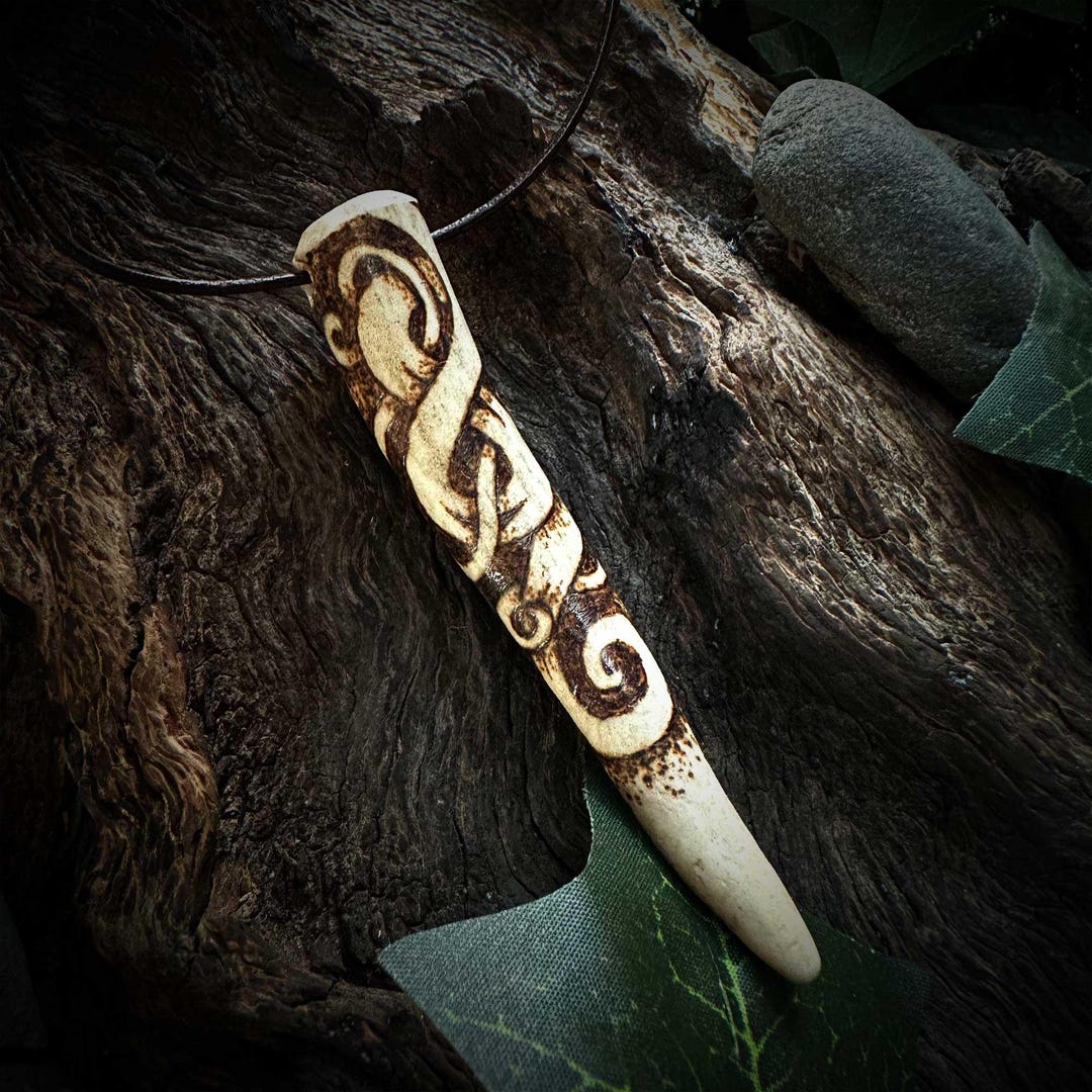 Celtic Spiral Knotwork Pyrography - Antler Spike Pendant - Etsy Australia