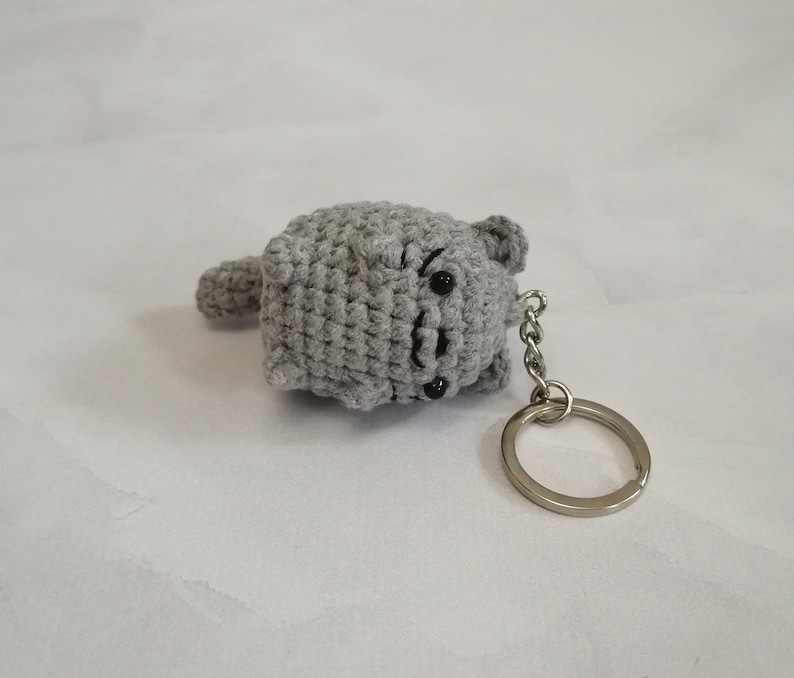 Cute Cat Crochet Keychain - Etsy