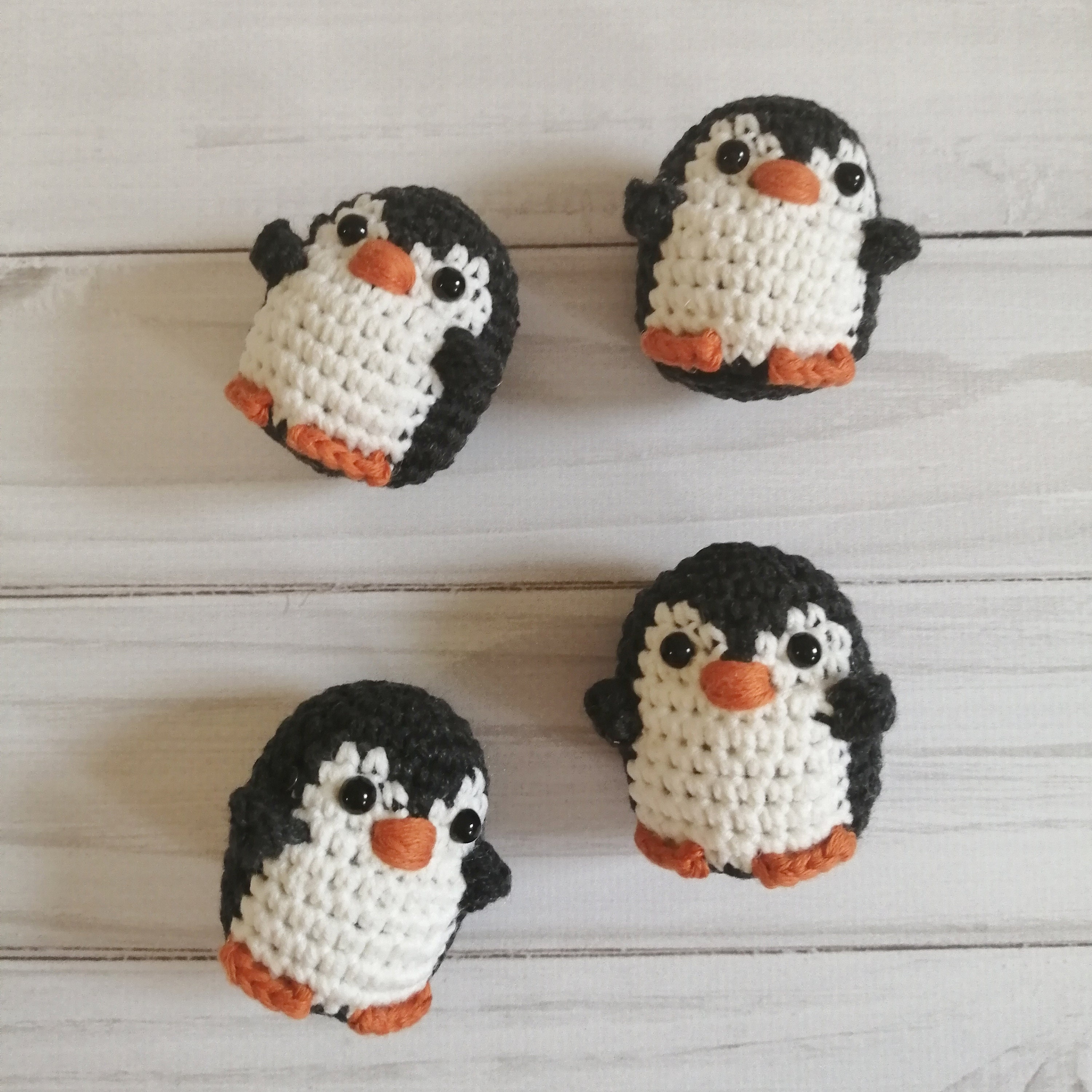 Stuffed Animals & Plushies Toys in a walnut shell Miniature micro ...