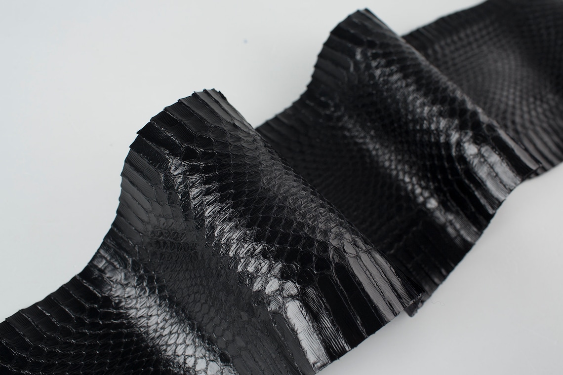 Black ITALIAN Genuine SNAKE Leather Glossy Skin AYERS - Etsy