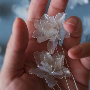Pearl White Translucent Flowers With a Silver Wire Frame - Etsy