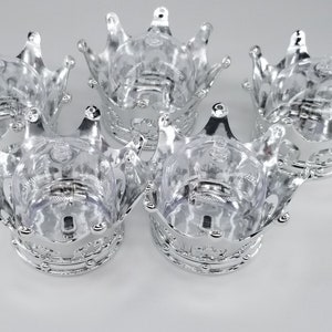 Plastic Mini Crown Cup/table Decorations With Clear Dome Lids/crowns ...