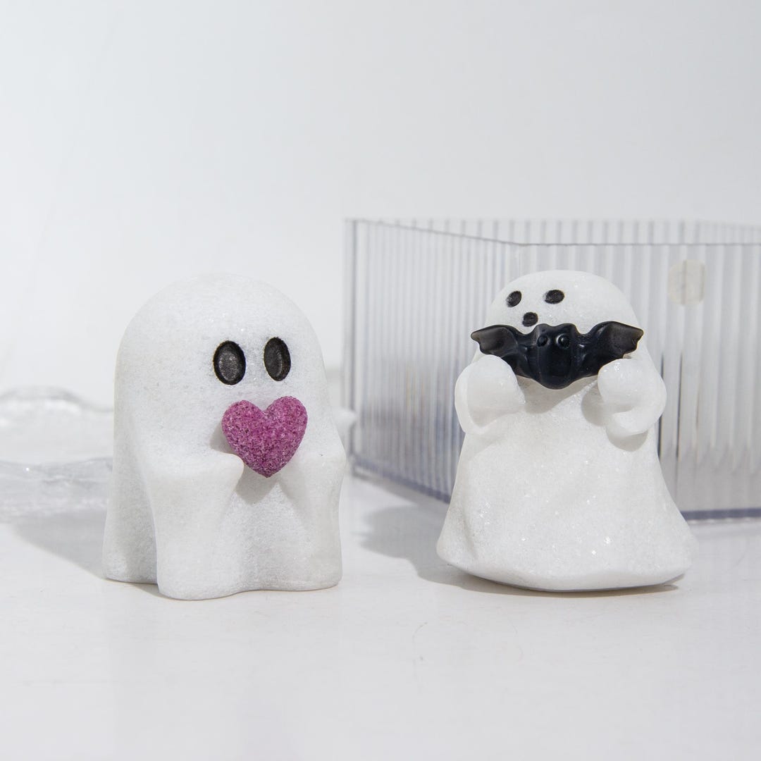 Obsidian & White Jade Ghost Carving: Healing Crystal Decor - Etsy