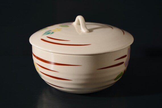 Round Japanese Ceramic Trinket Box with Flowers - Gem