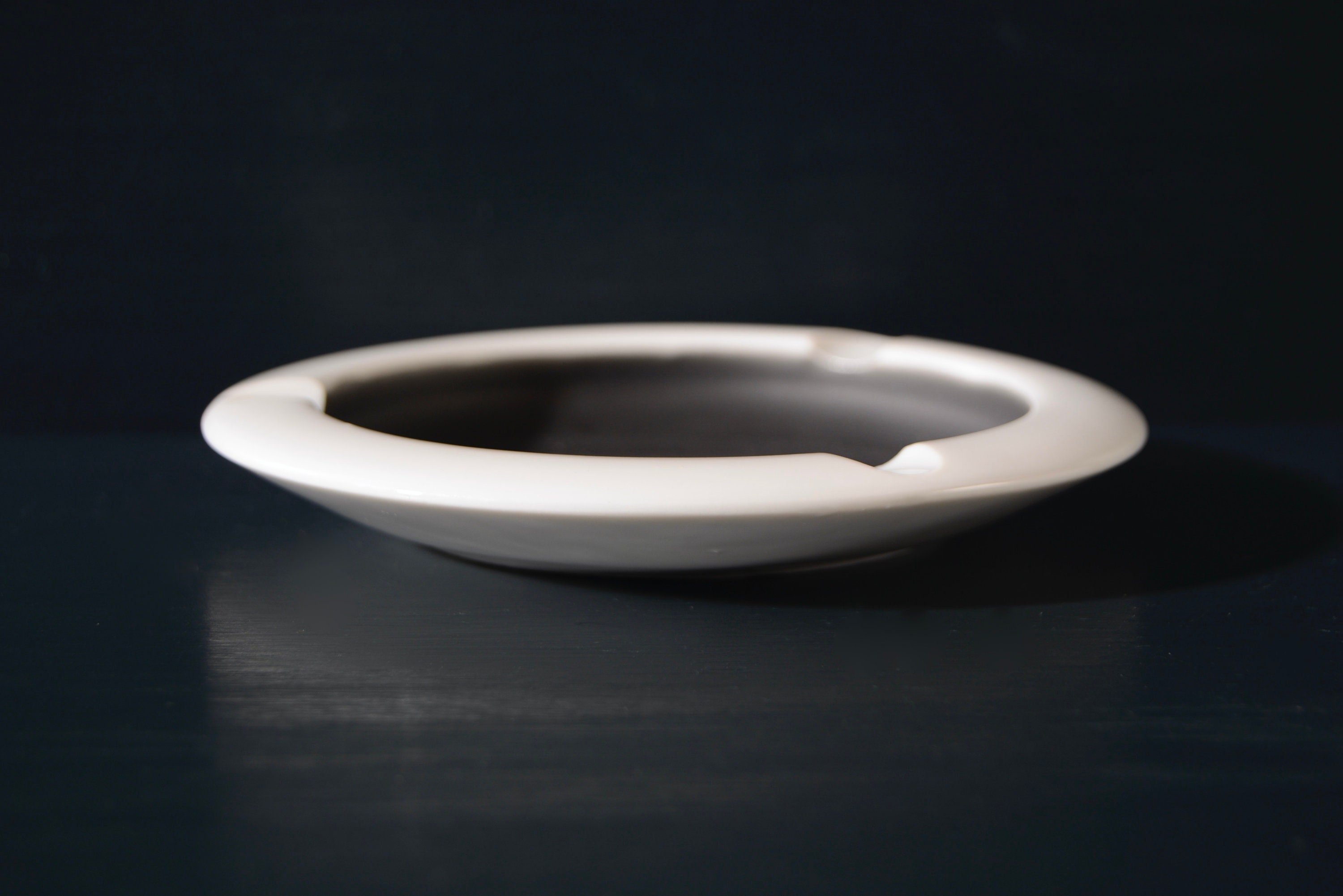 Mid Century Ashtray With Japanese Crest - Etsy