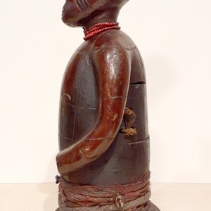 Manbetu Crest Mask - Etsy