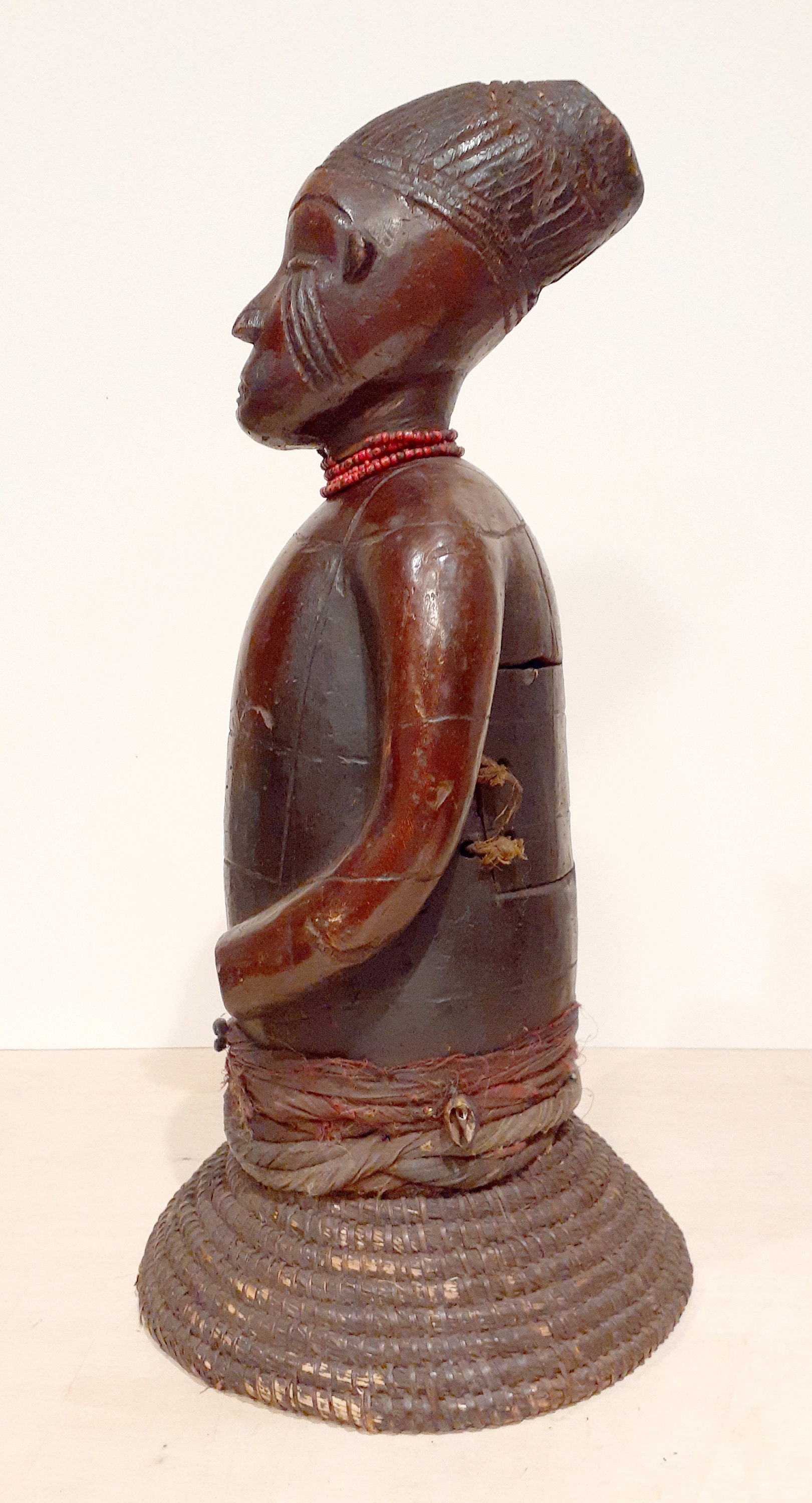 Manbetu Crest Mask - Etsy