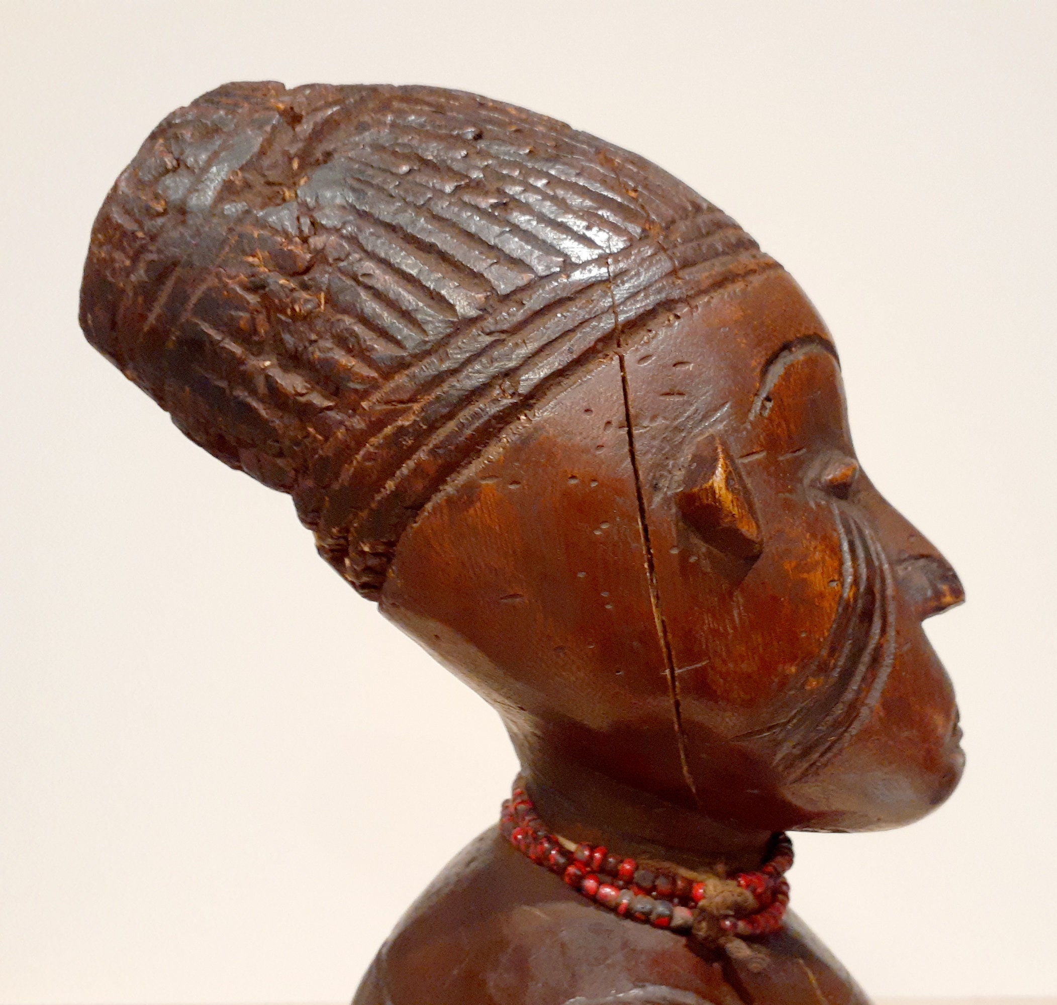 Manbetu Crest Mask - Etsy