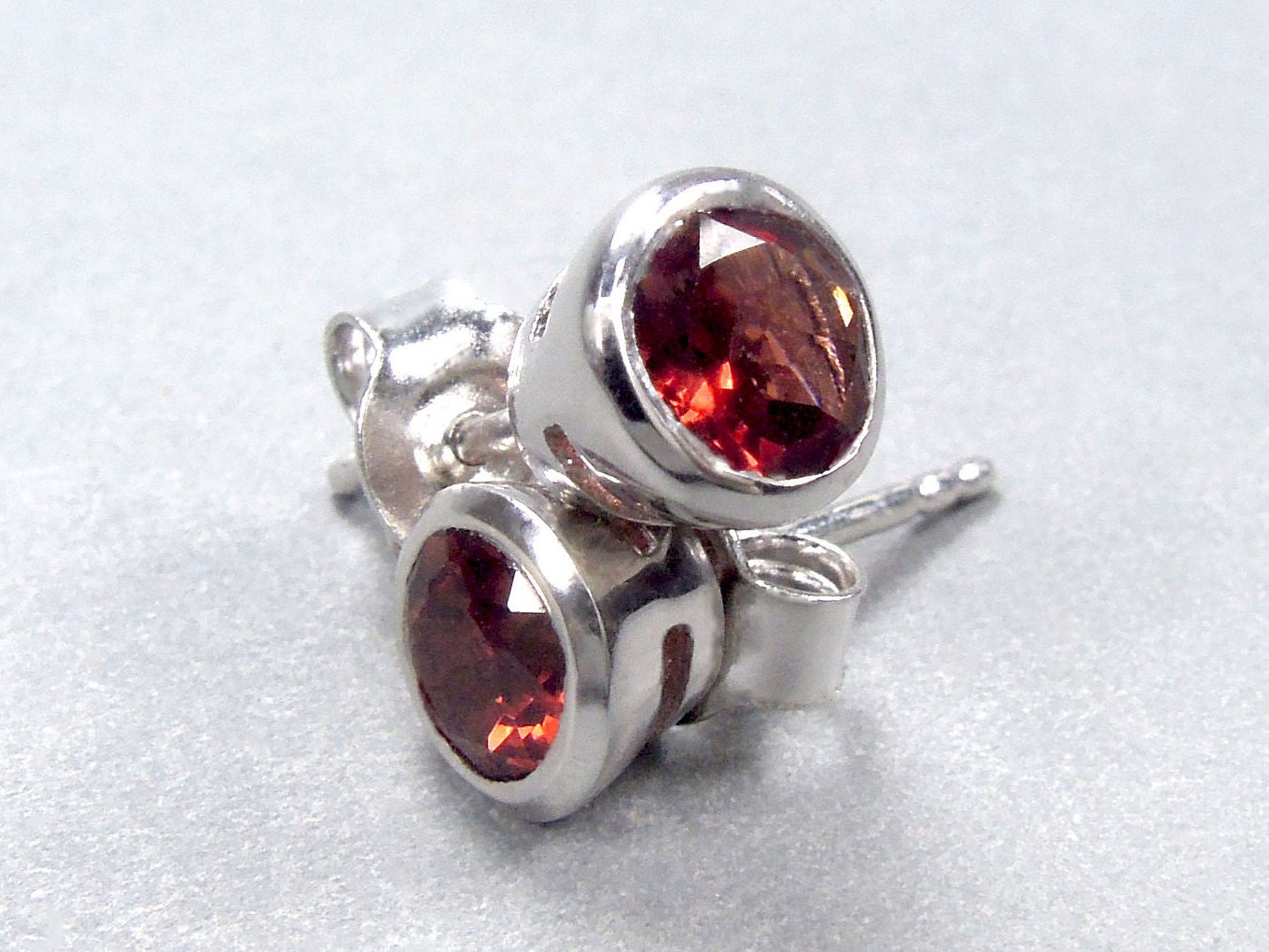 Garnet Stud Earrings Red Stone Stud Earrings, Garnet Studs, January ...