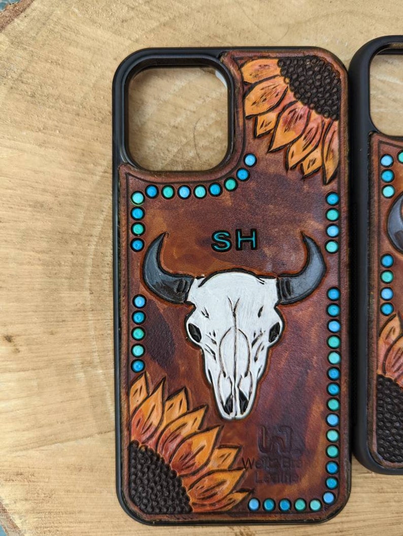 Custom Bullskull Phone Case - Etsy