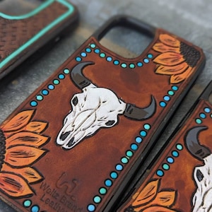 Custom Bullskull Phone Case - Etsy