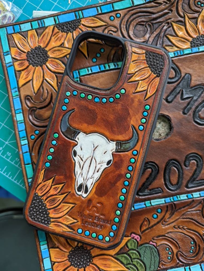 Custom Bullskull Phone Case - Etsy