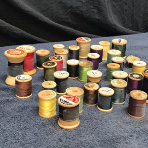 Lot of 35 Wood Spools With Thread. Thread Lot. Wooden Spools. - Etsy