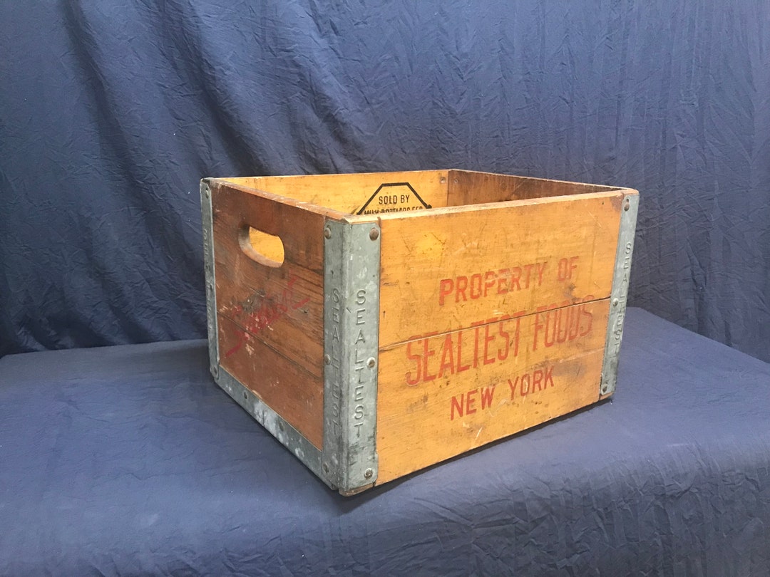 Vintage Sealtest Foods of New York Wooden Milk Crate. Vintage Milk ...