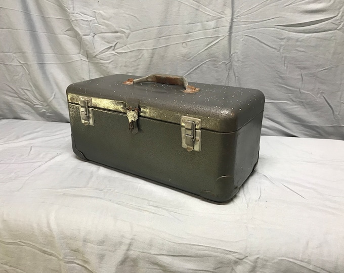 Vintage Simonsen Metal Tool Box. - Etsy