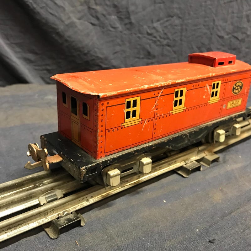 Vintage Lionel Caboose - Etsy