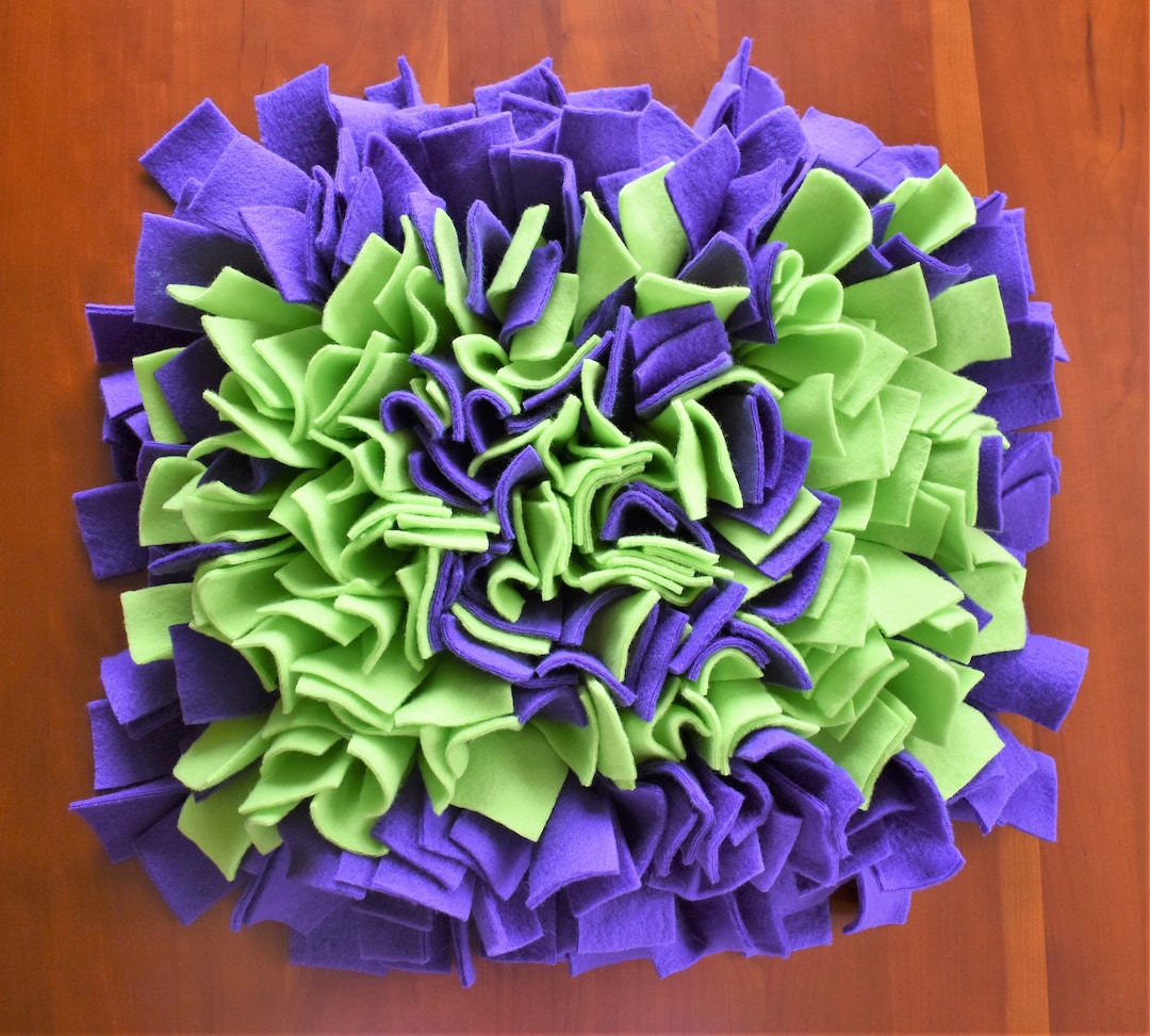 Nose-n-nibble Premium Snuffle Mat: Food Foraging Fun for Dogs, Cats ...