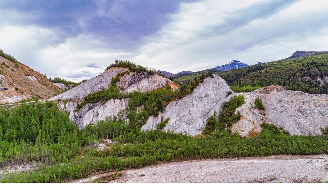 Alaskan Zoom Background. Aerial Image of Colorful Rock Formations in ...
