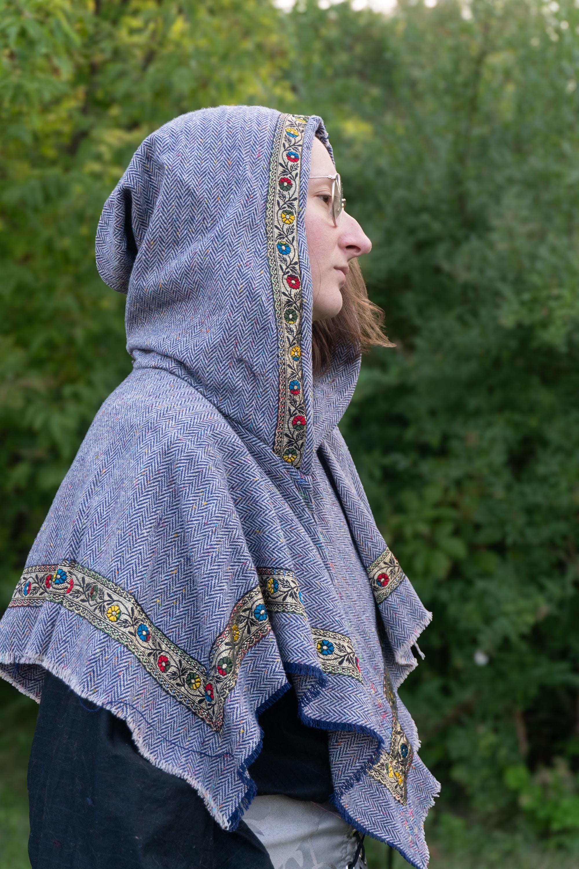 Short Triangle Cloak With Pointy Hood Inheringbone Rainbow Speckle *in ...