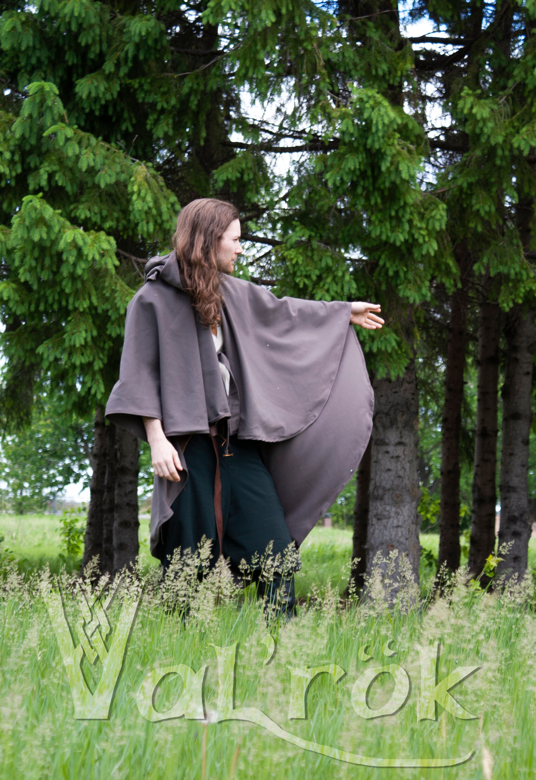 Rogue Cloak by Val'rök Man Hooded Cape Black Hood LARP | Etsy Canada