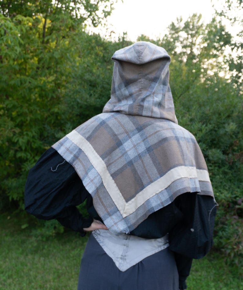 Short Triangle Cloak With Pointy Hood in Beige Plaid *in Stock* by Val ...