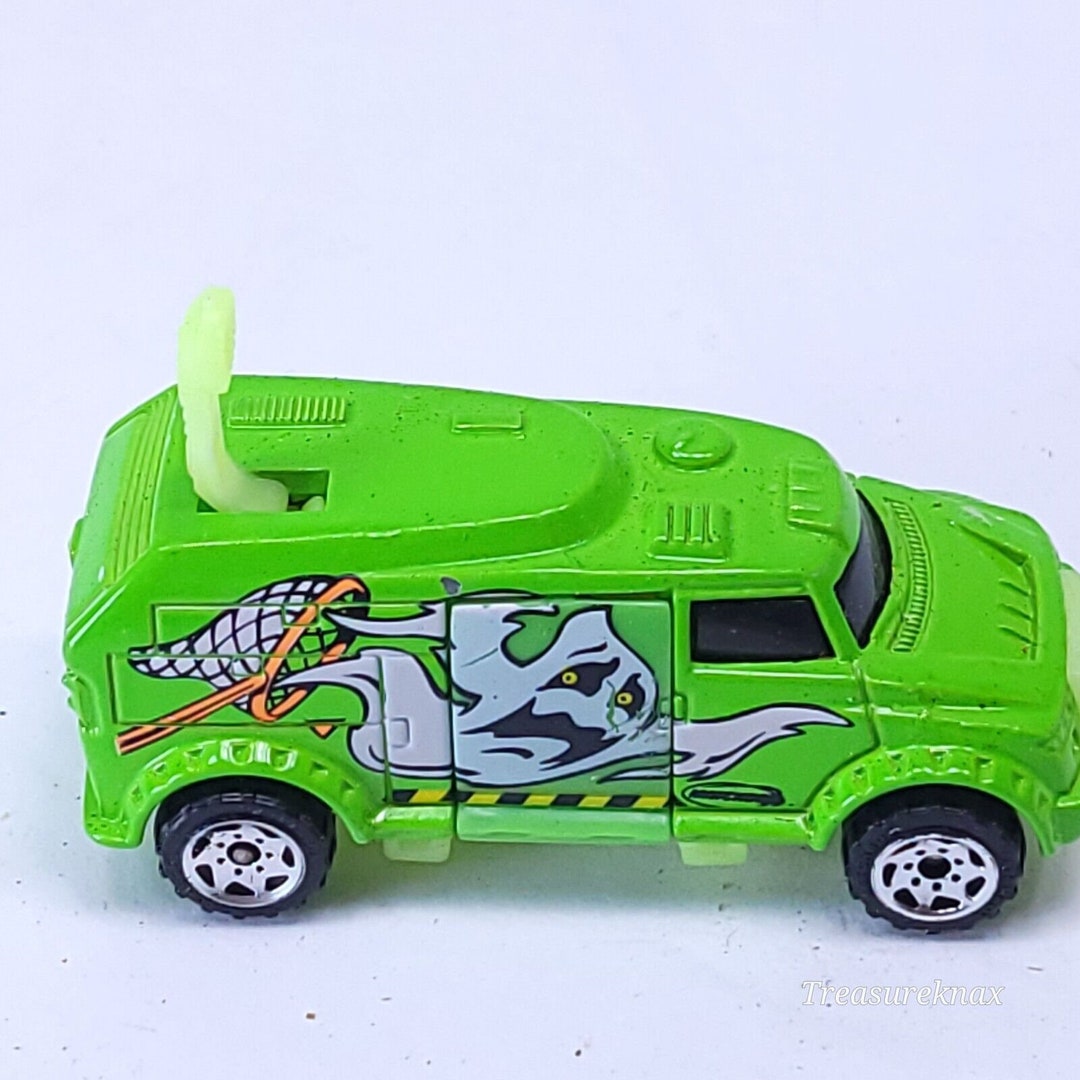 2000 Matchbox Robot Truck Ghost Catcher Green Diecast Opening Door ...