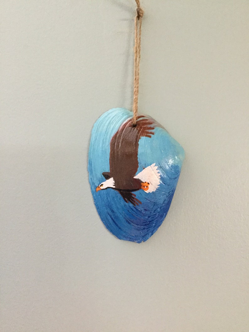 Hand Painted Oyster Shell Eagle - Etsy