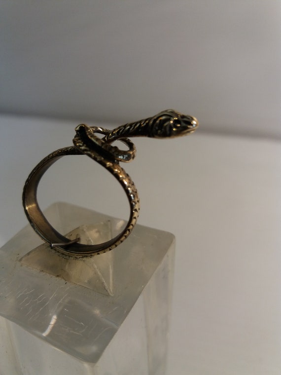 Bronze ring small snake with round tail - Gem