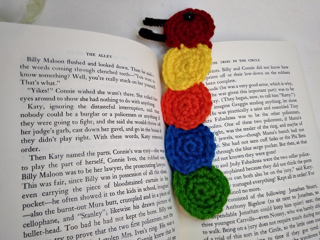Amigurumi Caterpillar Bookmark. Crochet Caterpillar Bookmark. Page ...