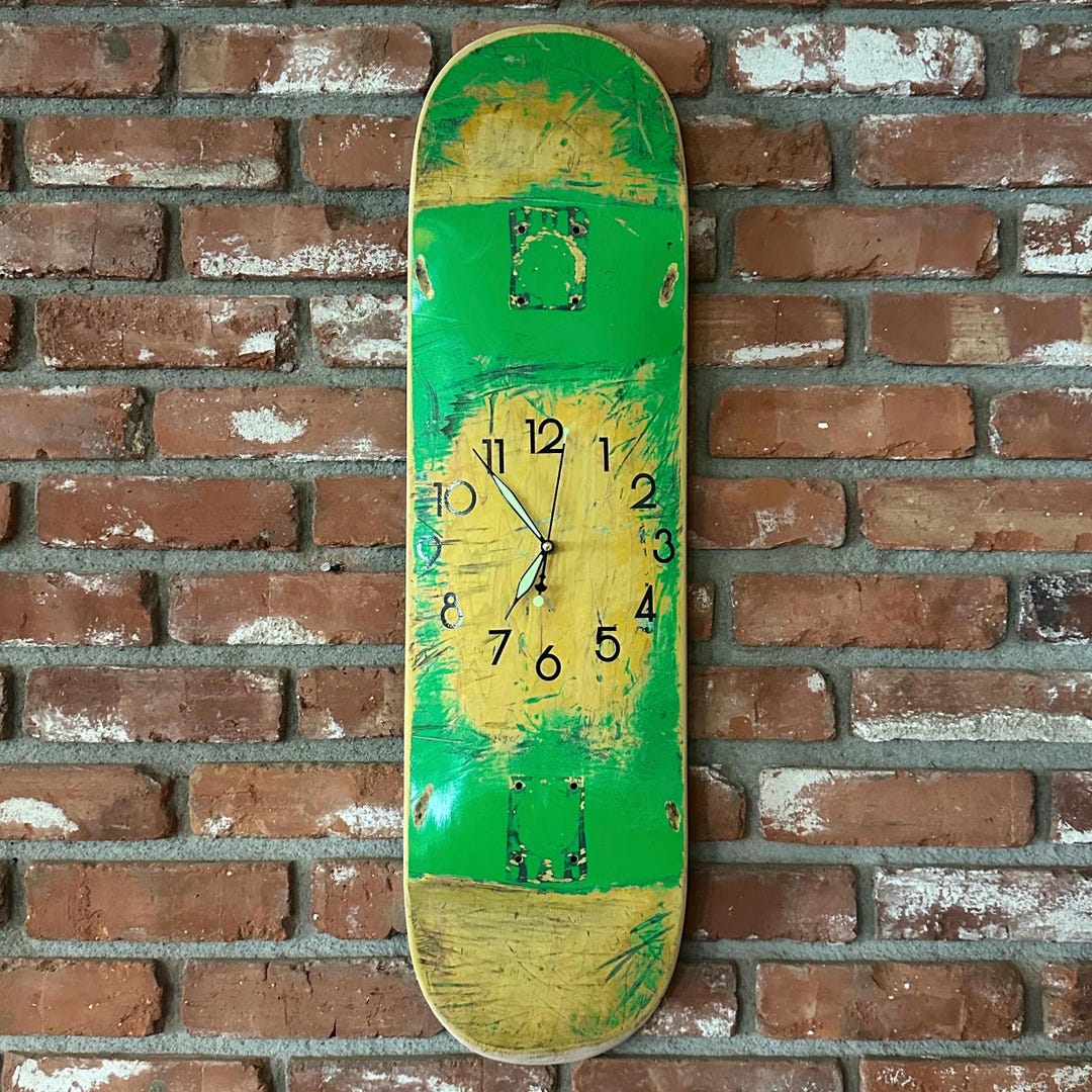 Sci Fi Fantasy Skateboard Clock - Etsy