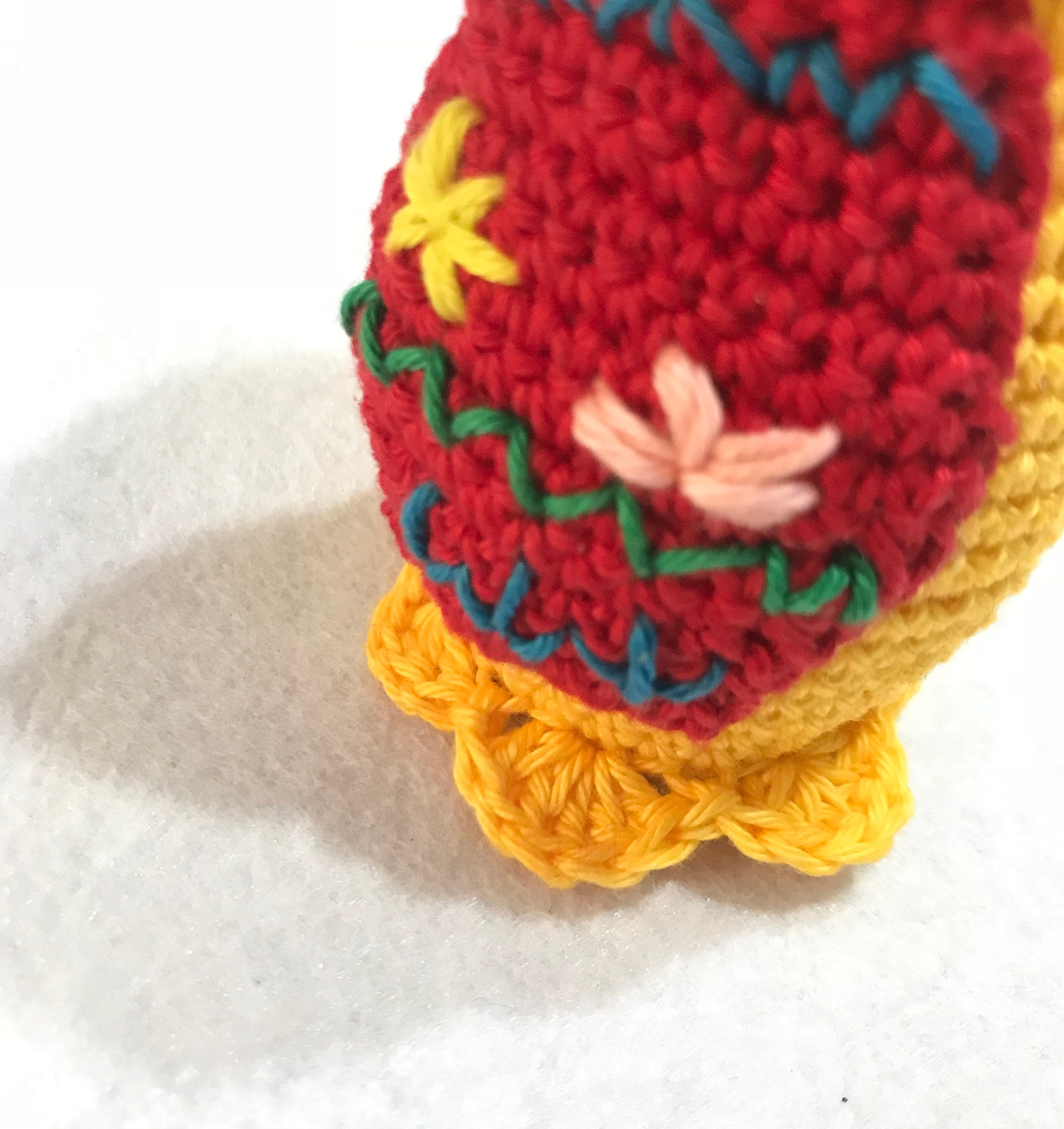 Crochet Matryoshka Doll Pattern: Easy Amigurumi Russian Doll Keychain ...