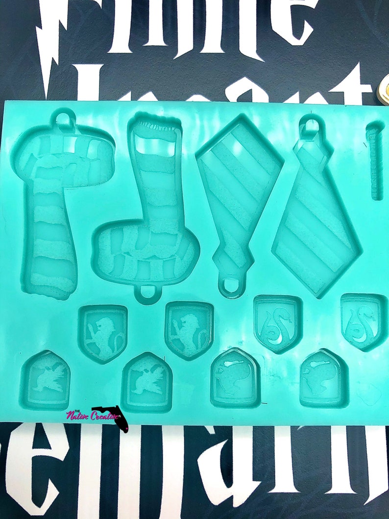 Wizard House Clothing Dangle Earrings Palette Silicone Mold - Etsy