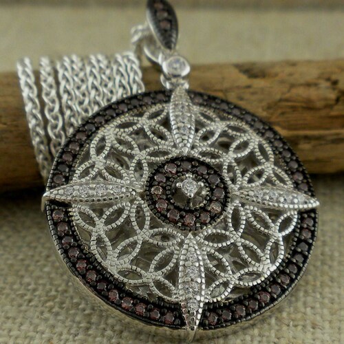 Sterling Silver Celtic Trinity Knot Compass Earrings by Keith - Etsy