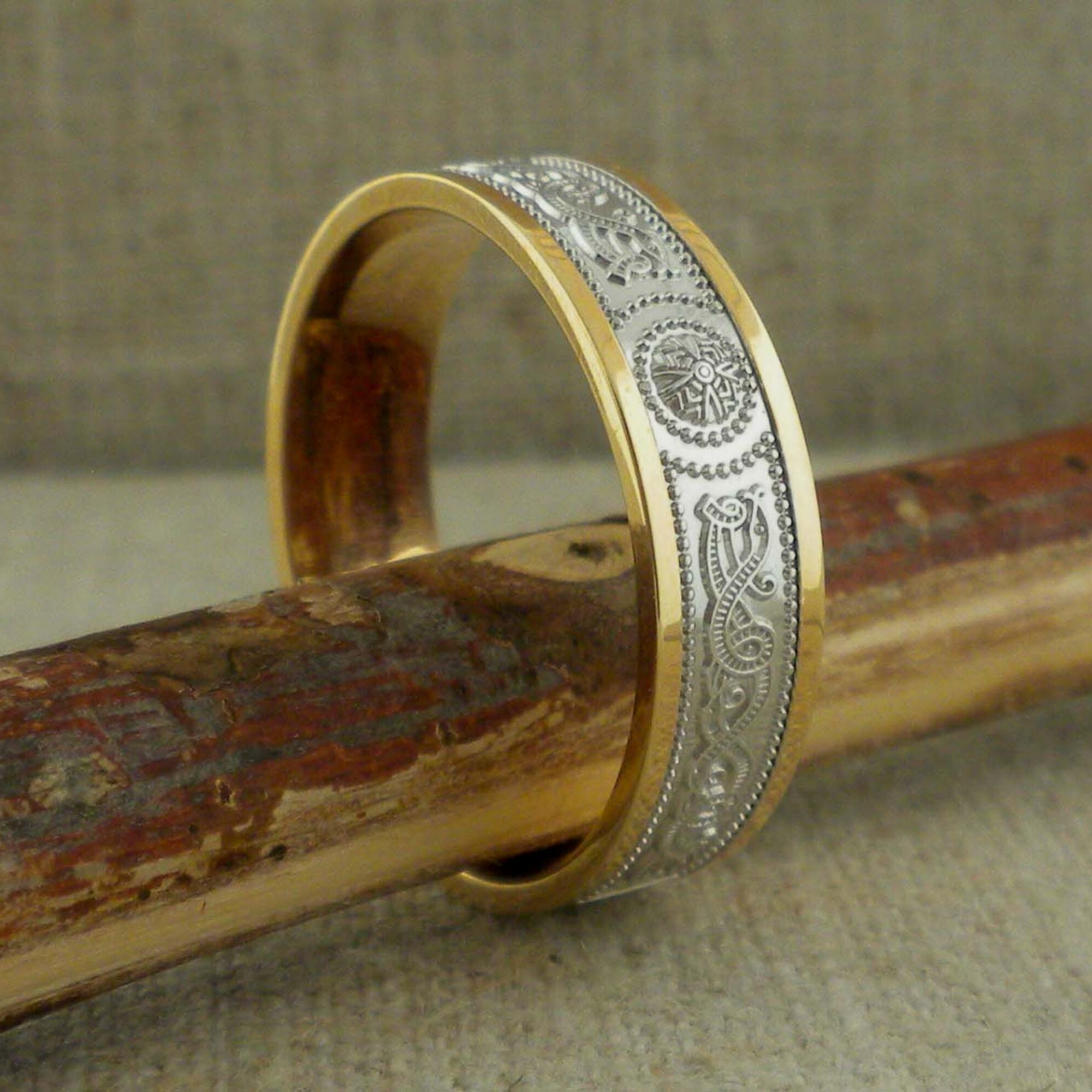 14K Gold Irish Celtic Warrior Shield Wedding Band, Boru Jewelry, Size ...