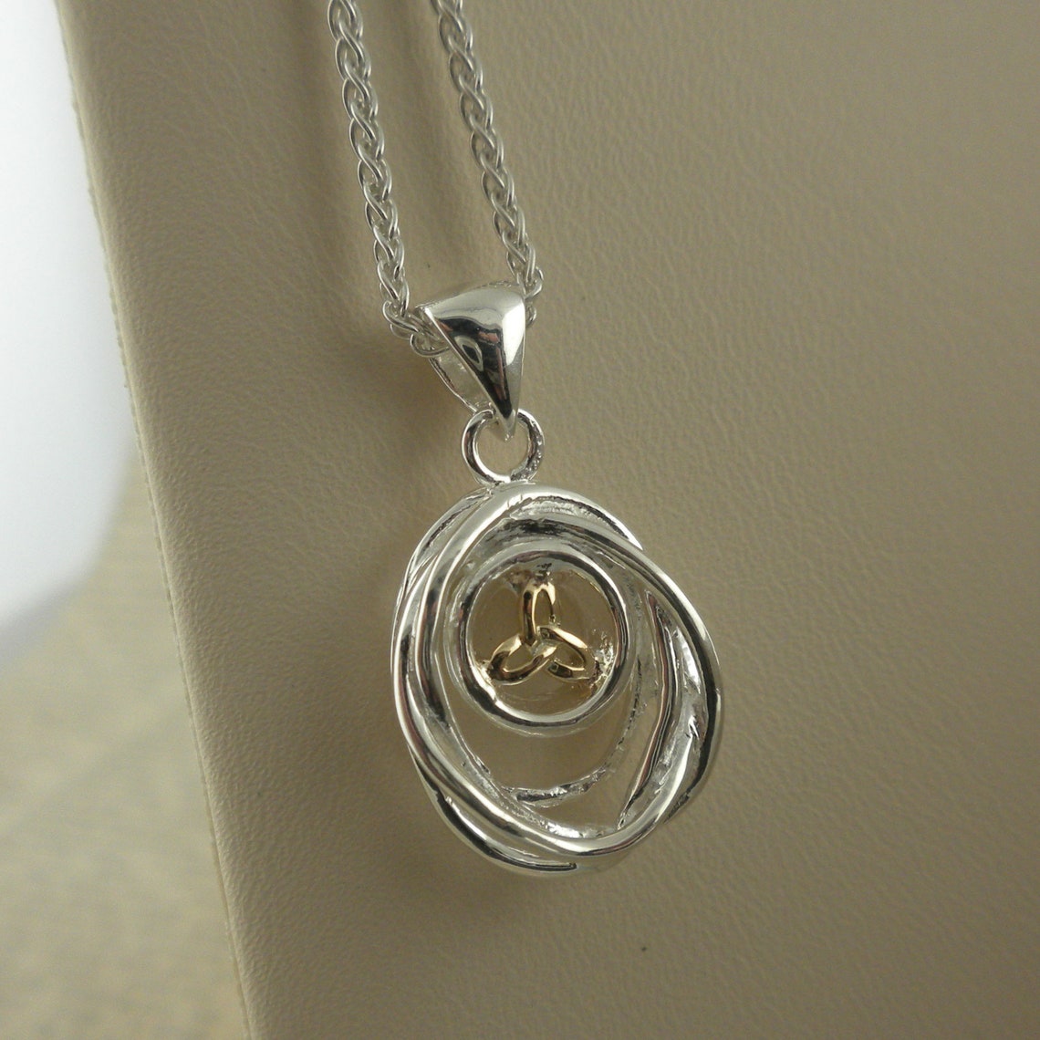 Small Sterling Silver .925 Celtic Cradle of Life With 10K - Etsy