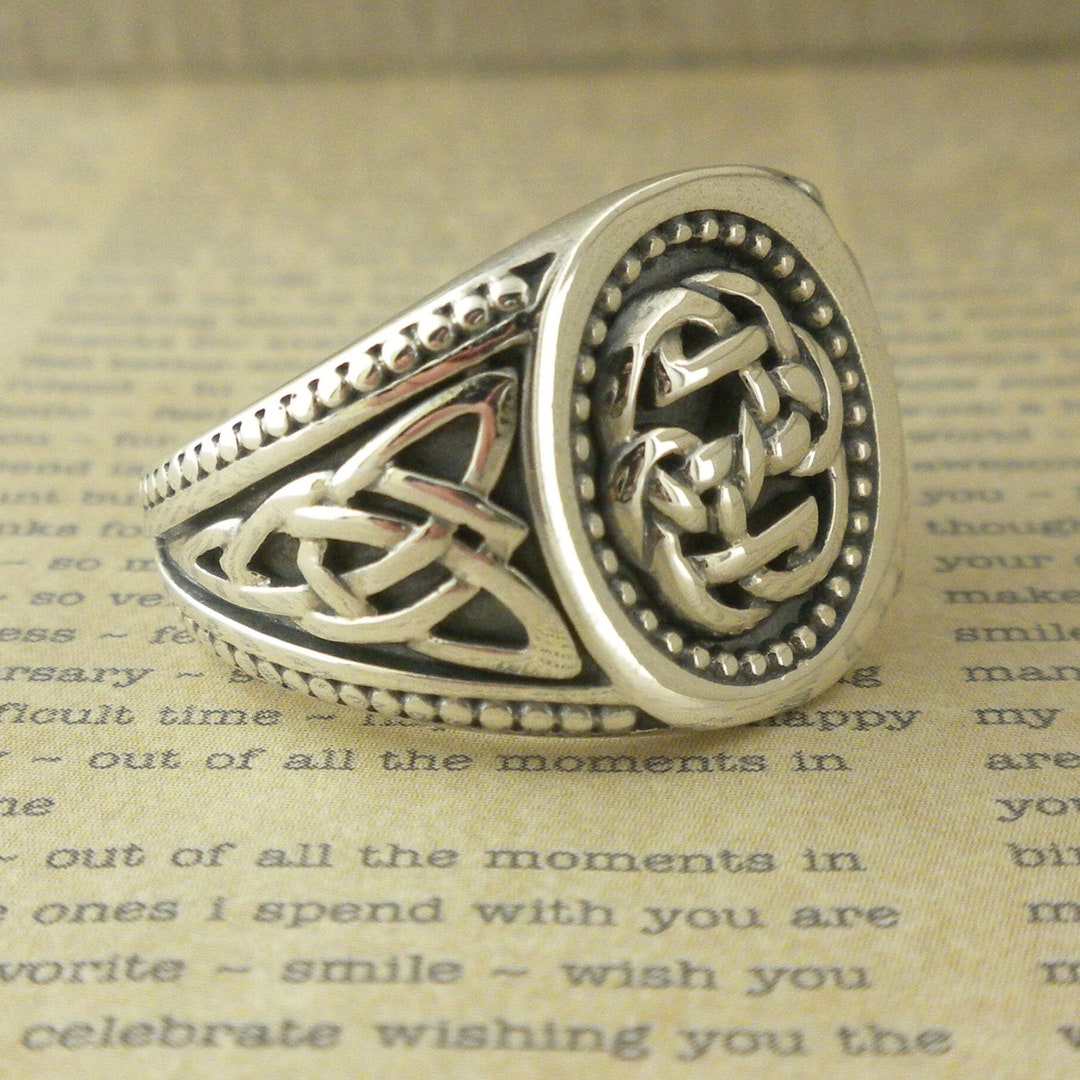 Sterling Silver Celtic Knot Signet Ring, Oxidized Path of Life - Etsy