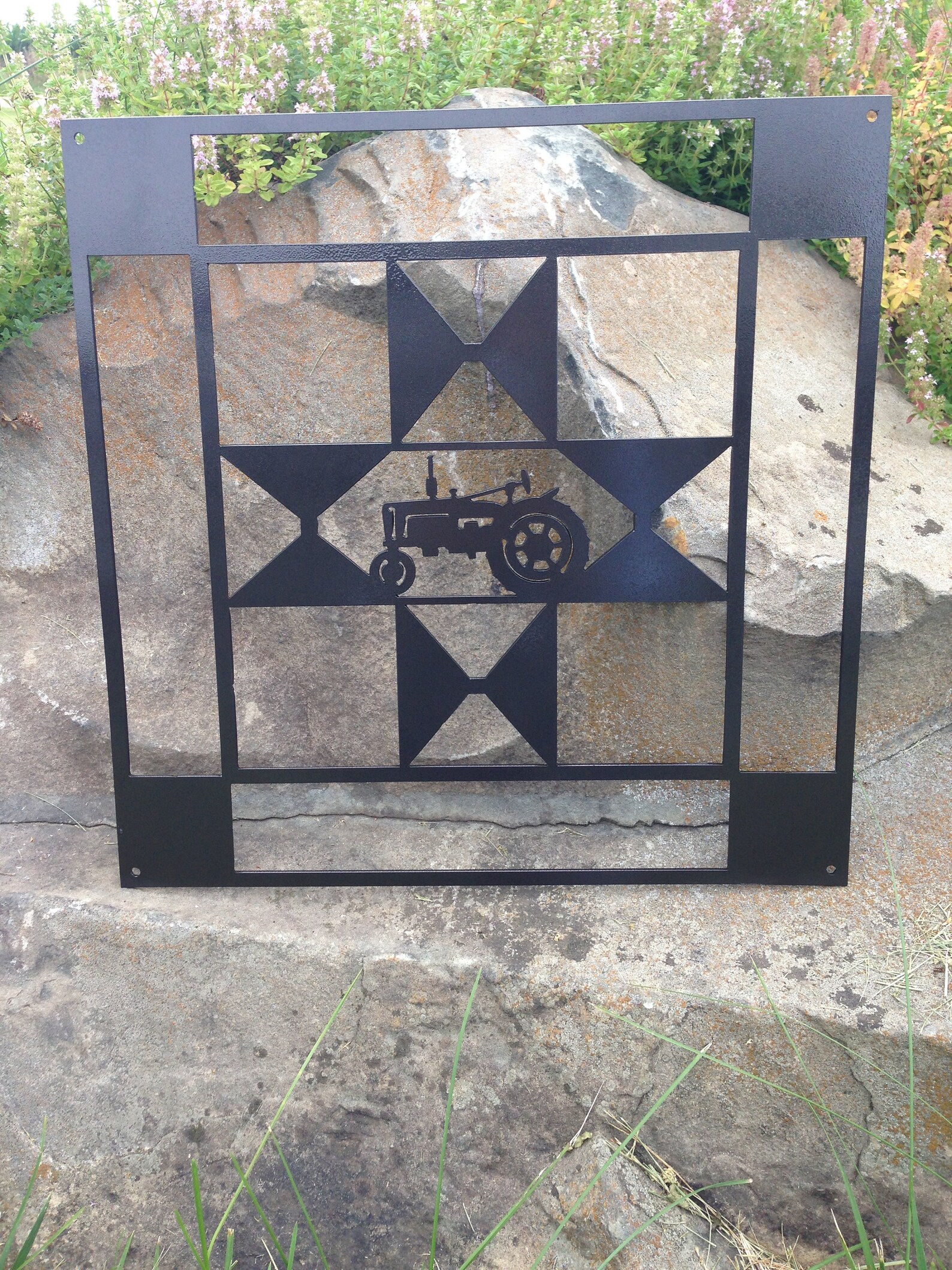 Barn Quilt With Old Tractor 16'' X 16'' - Etsy