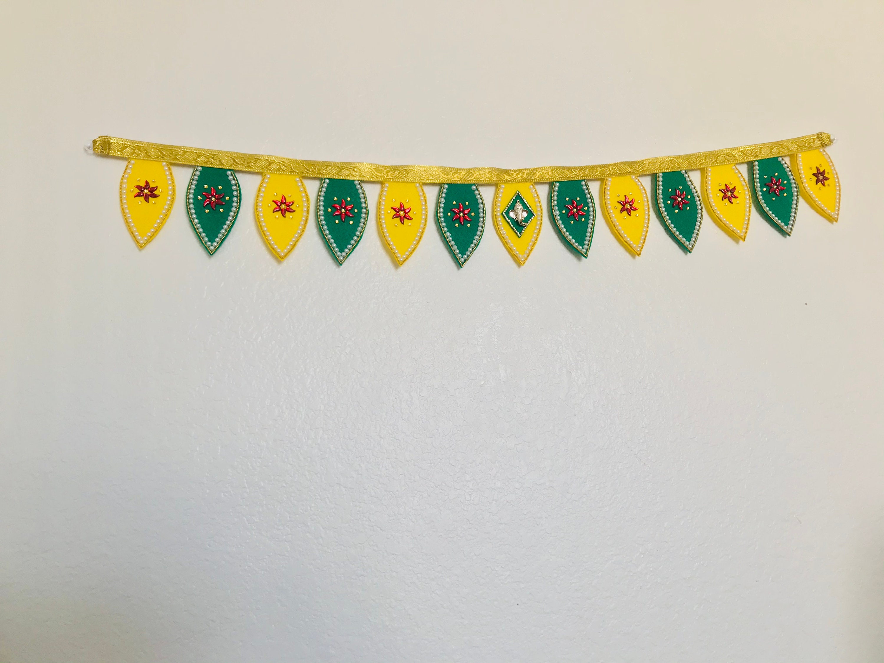 Handmade Toran| Door Hanging Thorana| Bandhanwar| Kundan Toran Wall ...