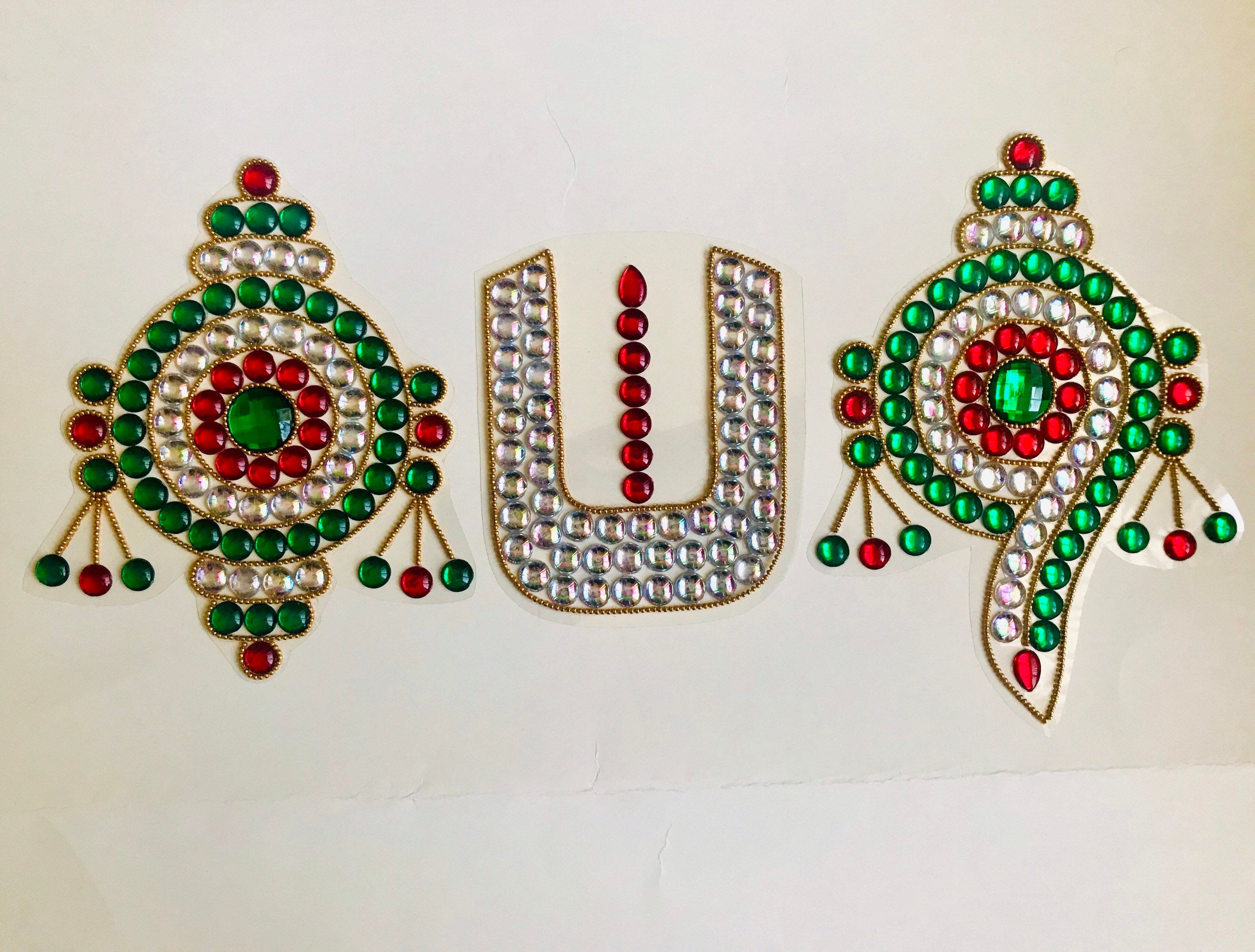 Kundan Rangoli | Sangu Chakra Namam| Shanka Chakra Nama Kundan Art ...