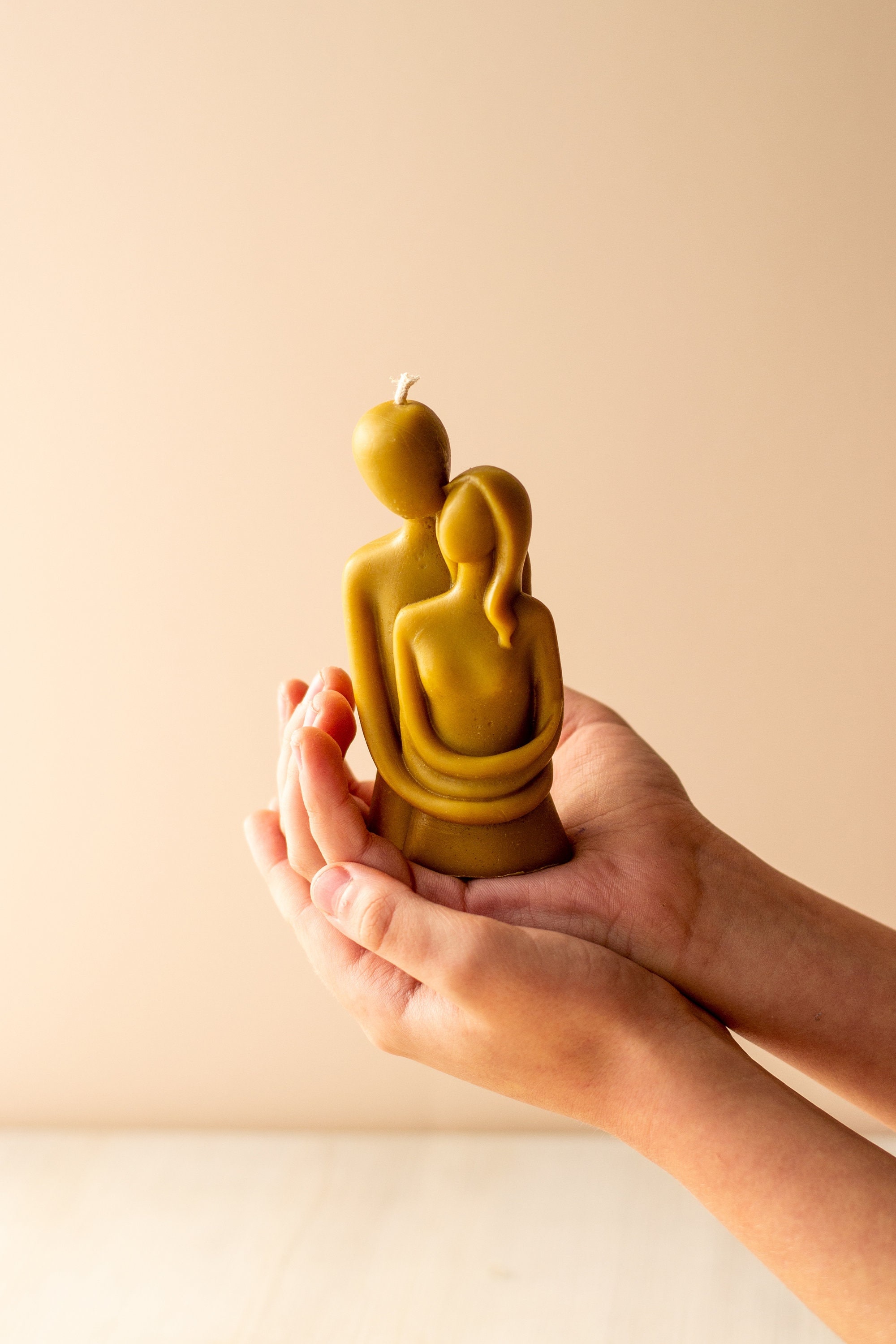 Couple Hugging Candle Hug Candle Body Candle Family Candle - Etsy