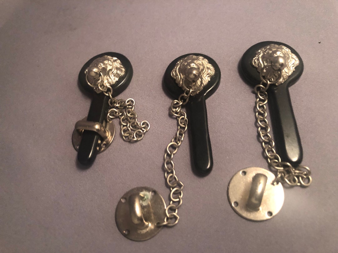 3 Vintage Lion Head Chain Bar Latch Closures . Great of Junk Journals ...