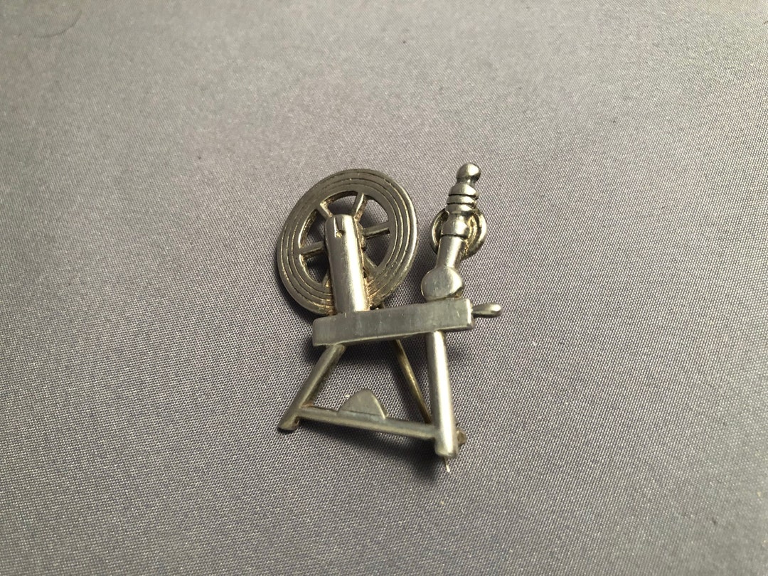 Vintage Sterling Silver Scottish Wool Spinning Wheel Brooch Textile ...