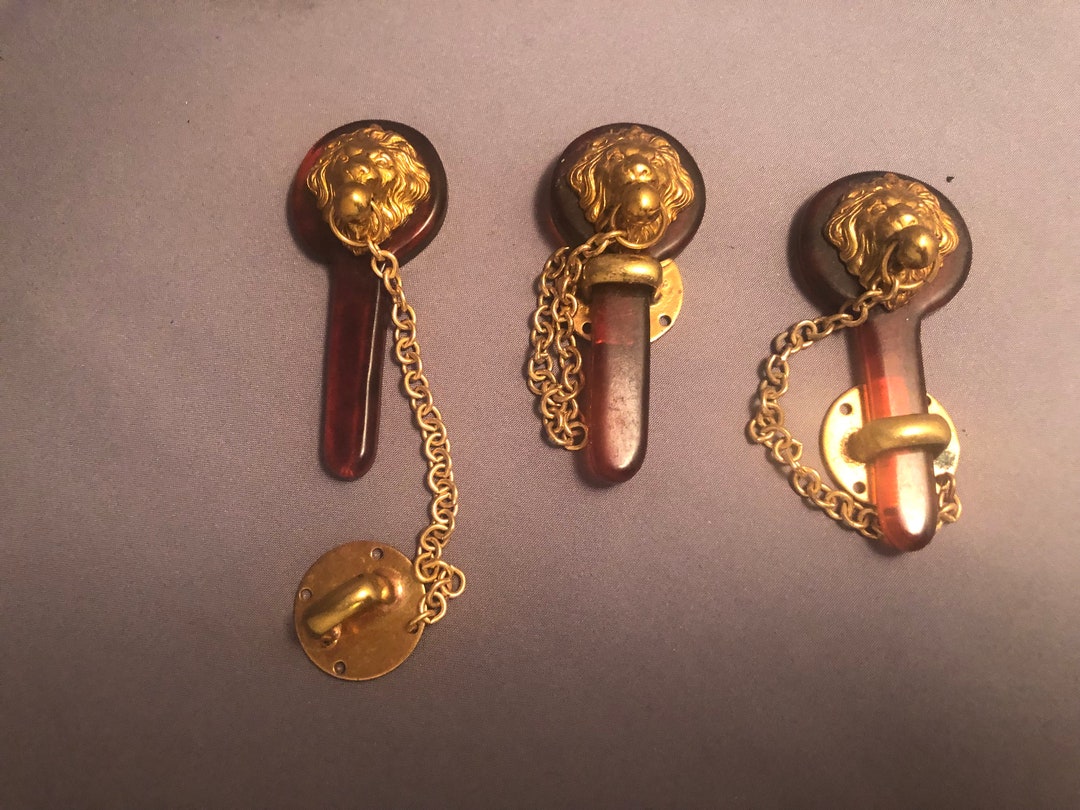 3 Vintage Lion Head Chain Bar Latch Closures . Great of Junk Journals ...