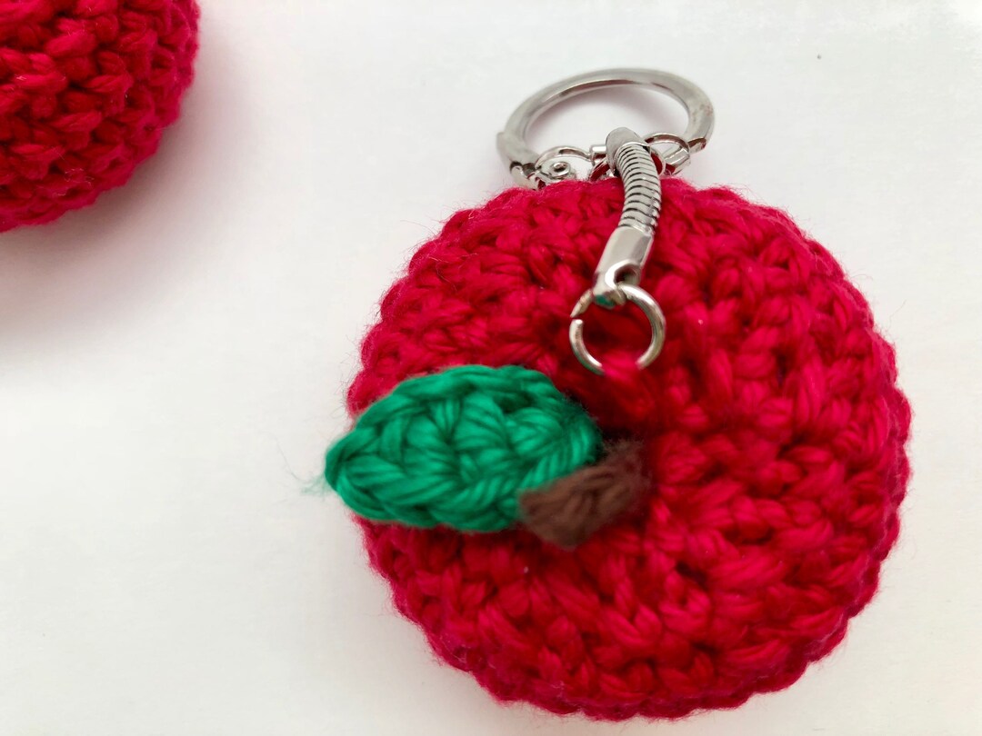 Crochet Apple Key Chain Gift Idea for Teacher Apple Zipper Charm Apple ...