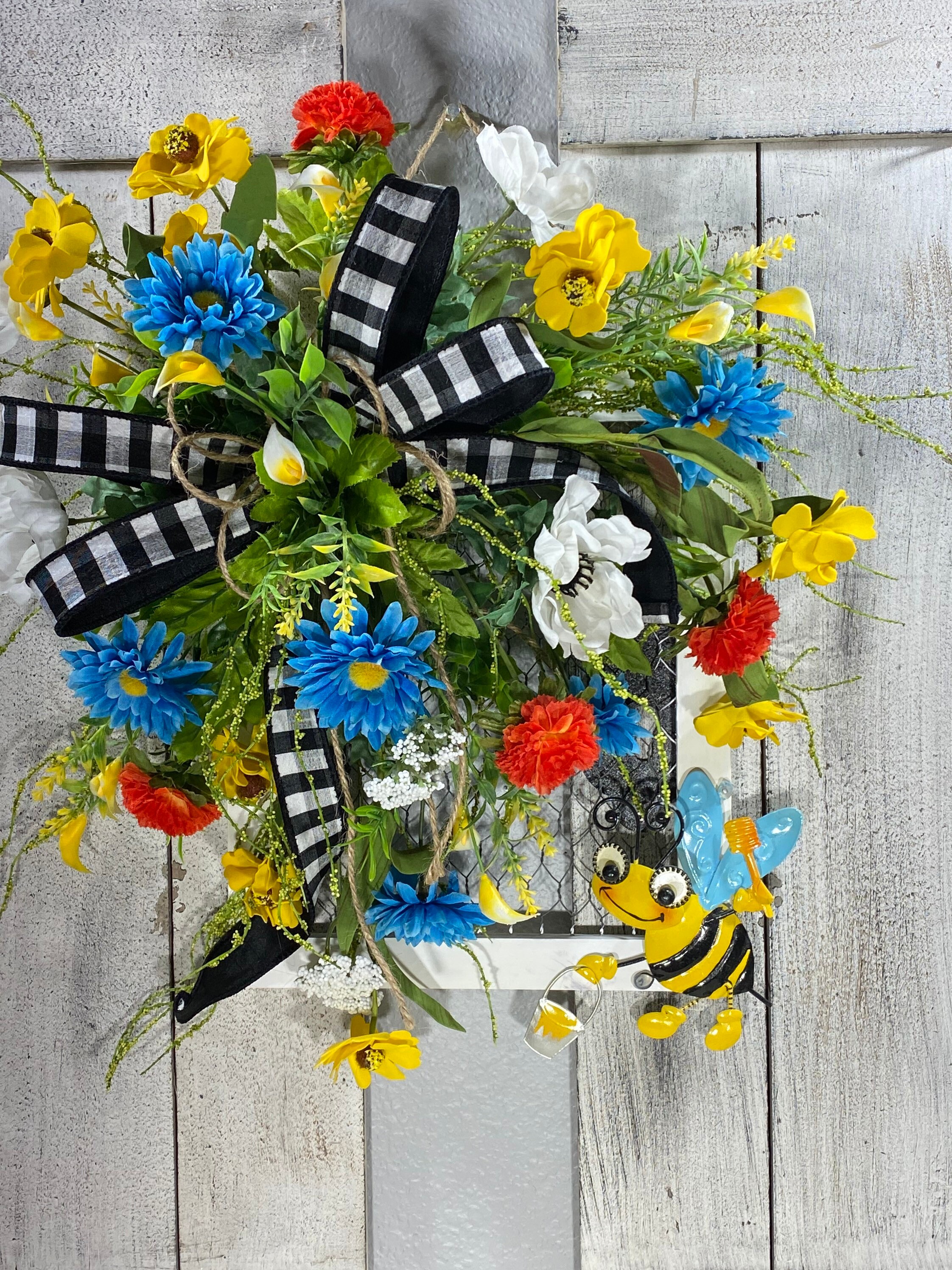 Bee Screen Frame, Bubble Bee Decor, Bee Wall Arrangement, Bee Wreath ...