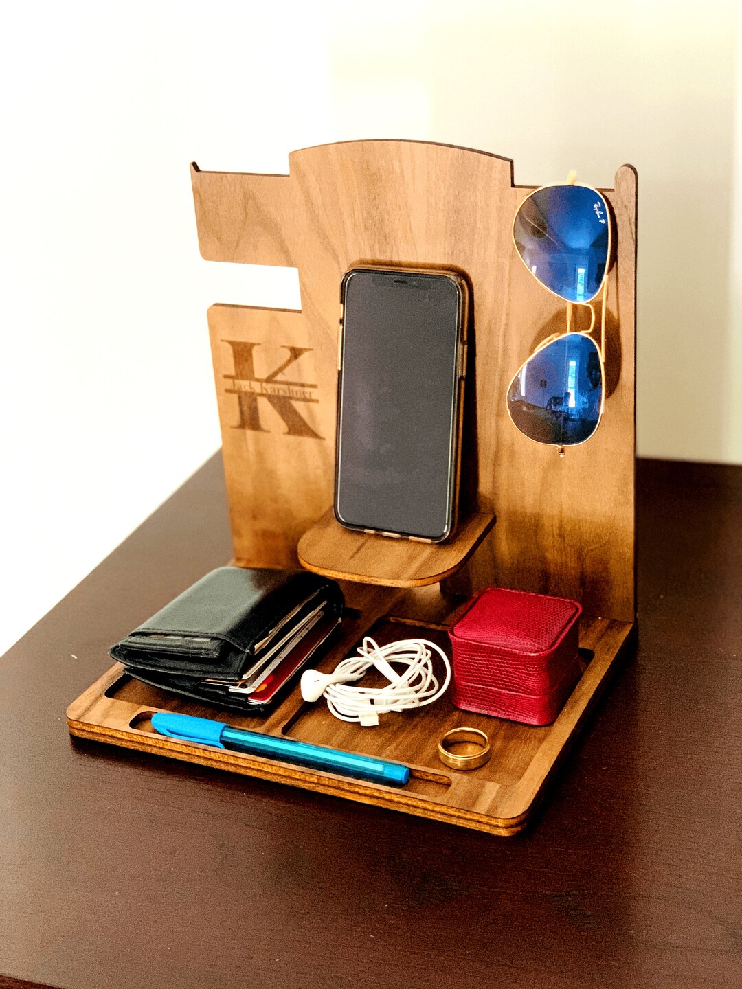 Docking Station Work Organizer - Phone, Wallet, Keys, Glasses and More ...