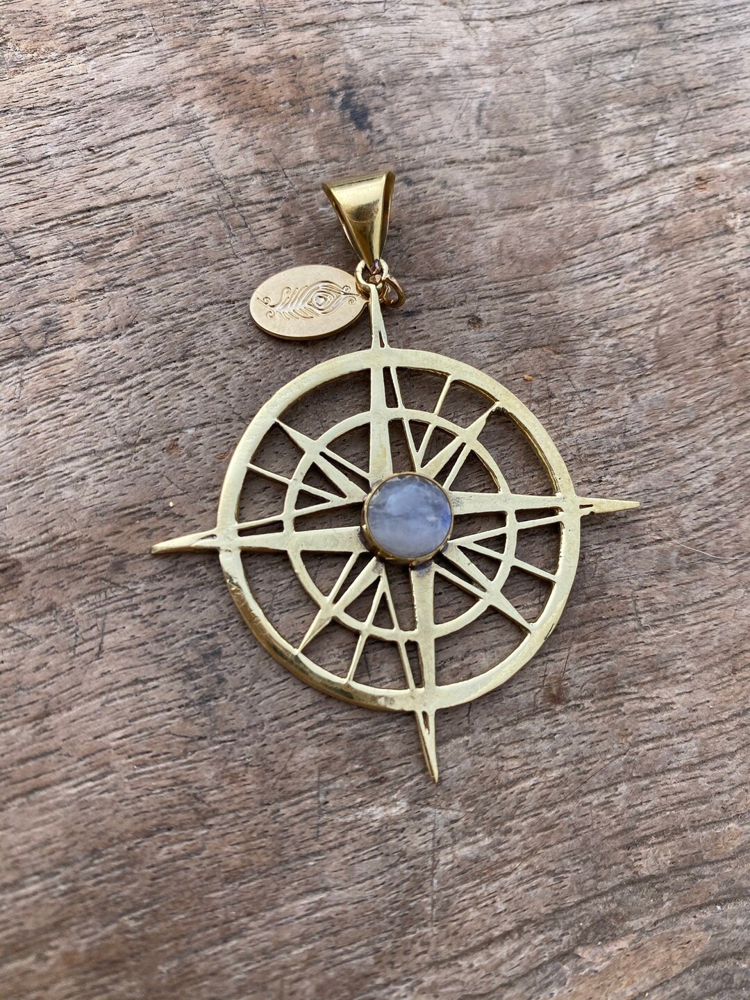 Wind Rose & Moonstone Pendant - Chakra Gemstone Pendulum - Etsy