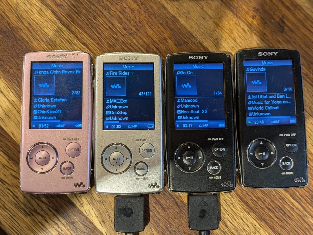 4 Sony Walkman Mp3 Players (working) - Etsy