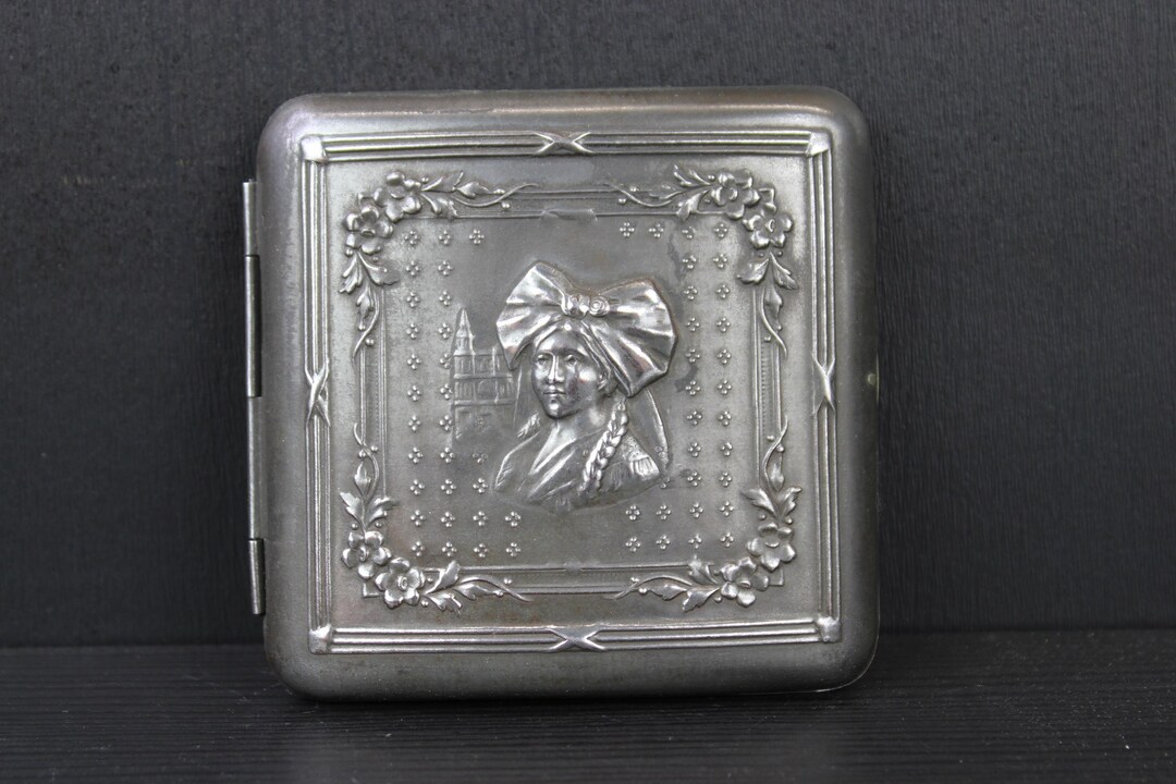 Art Nouveau Floral Lady Cigarette Case. - Etsy